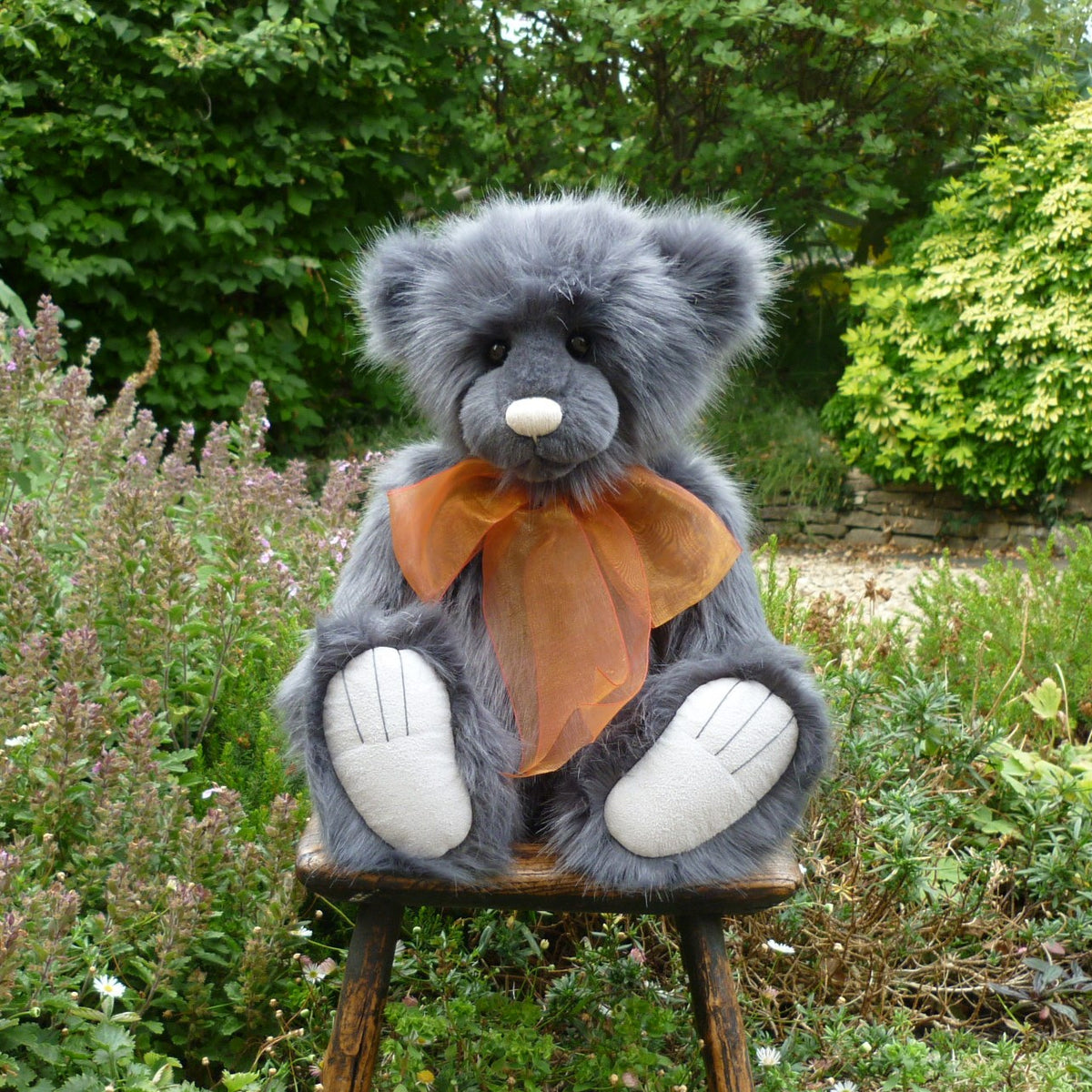 Armstrong by Charlie Bears – Teddy Bears
