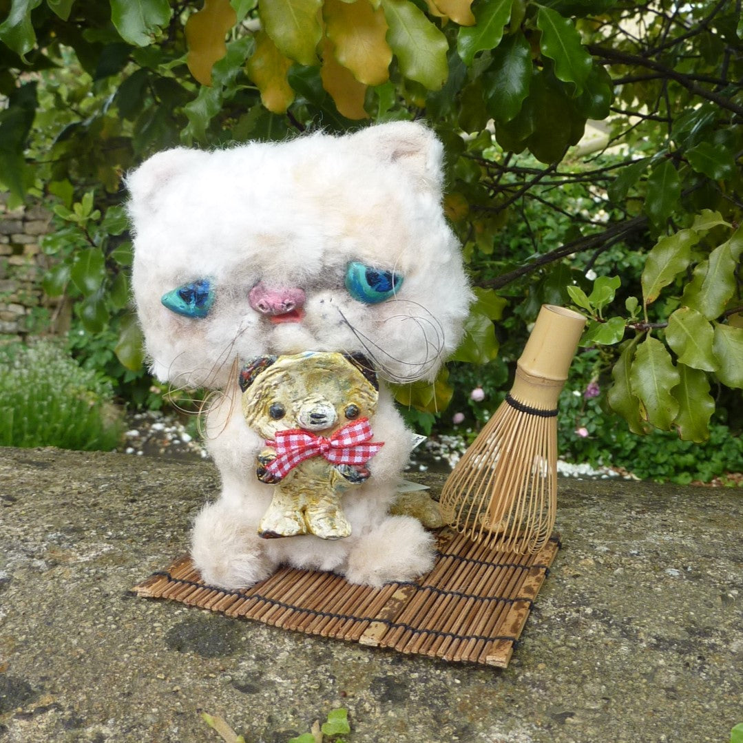 Teddy Bear Loving Exotic Shorthair Cat with Bear by Hisa Kato, Japan ...