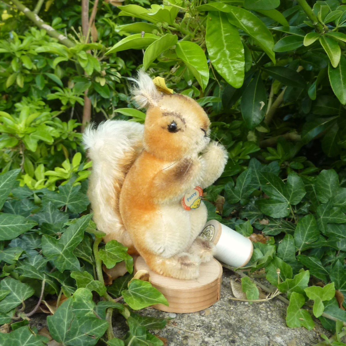 Steiff Possy Squirrel, circa 1959-1967 – Teddy Bears