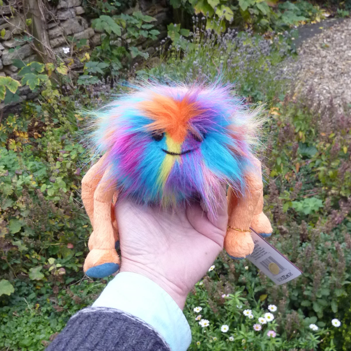 Cecil The Spinner by Charlie Bears – Teddy Bears