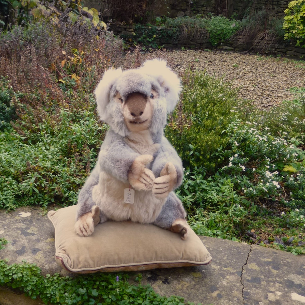 Steiff Molly Koala, from the Steiff Archives, made in 1973 – Teddy Bears