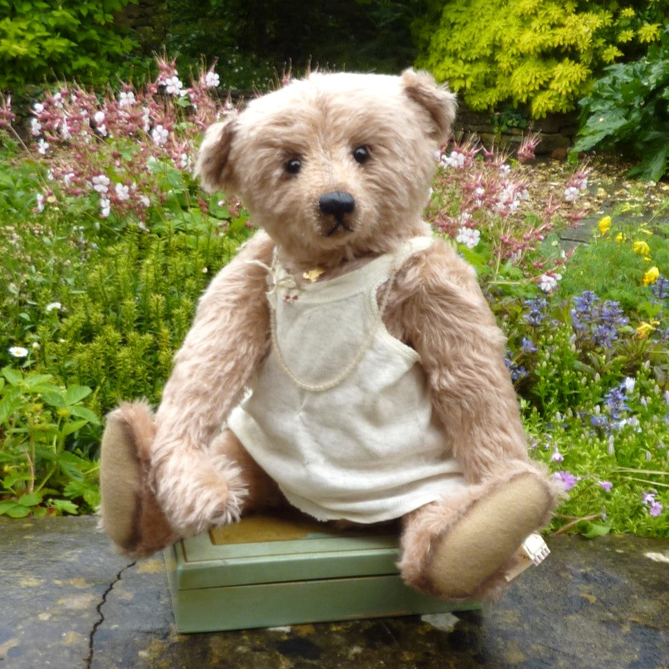 Artist Bears From Around The World – Page 2 – Teddy Bears