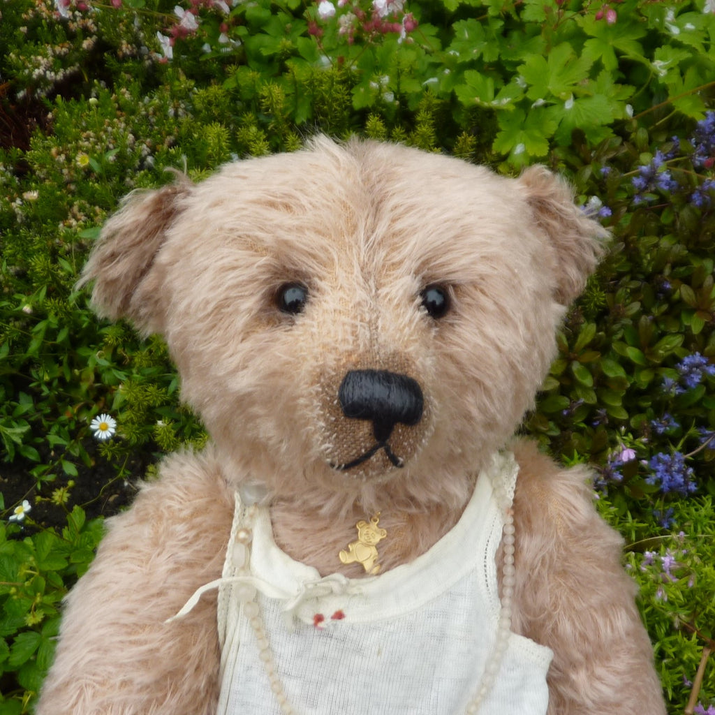 Artist Bears From Around The World – Page 2 – Teddy Bears